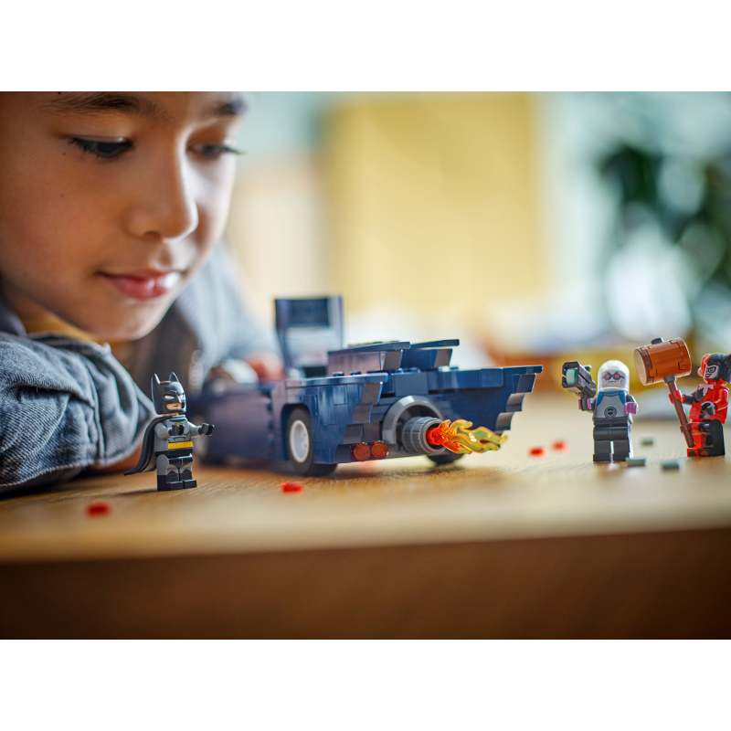 LEGO® 76274 DC Universe Super Heroes - Batman™ im Batmobil™ vs. Harle ...